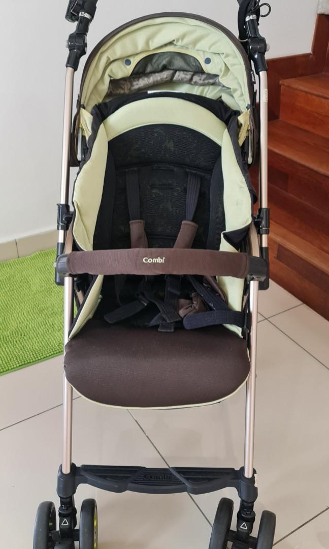 Preloved Combi Miracle Turn Premier Stroller, Babies & Kids, Going Out, Strollers on Carousell