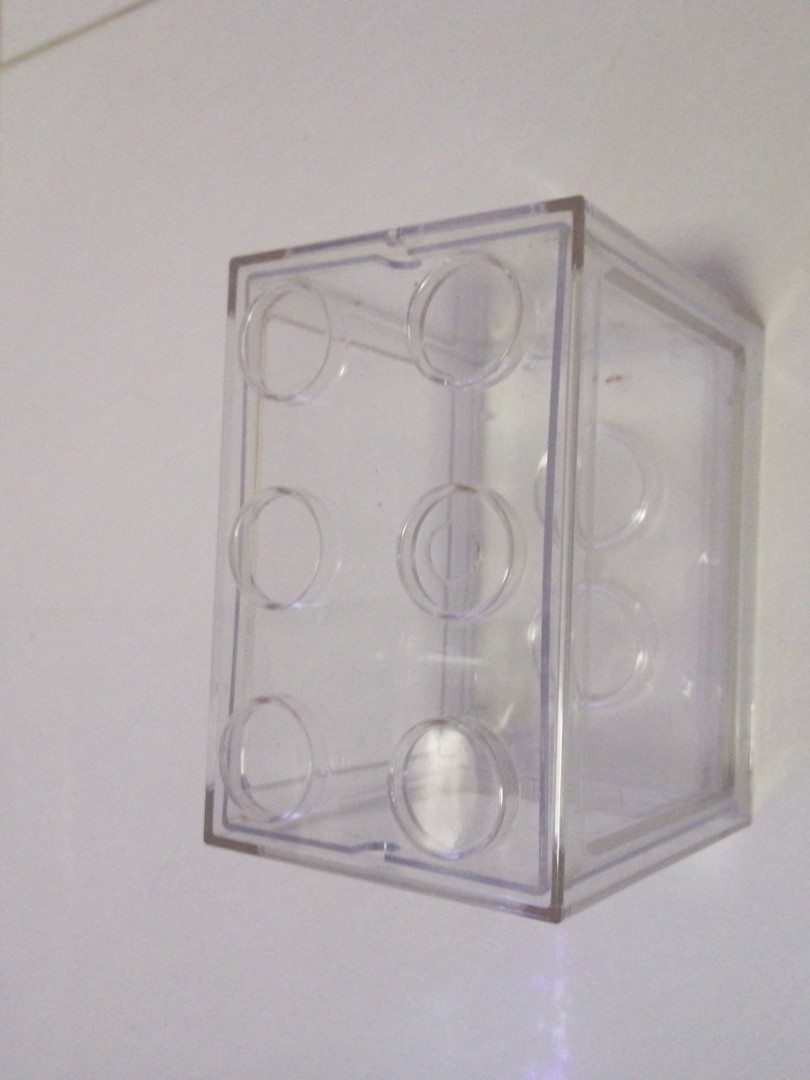 Small clear plastic tank, Pet Supplies, Homes & Other Pet Accessories ...
