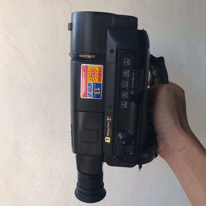 Sony Handycam CCD-TRV16E PAL Camcorder hi8 / video8, Photography, Video ...