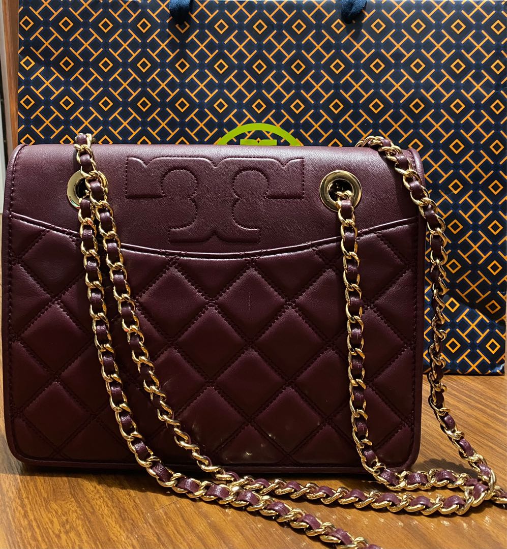 Tory Burch Savannah Convertible, Luxury, Bags & Wallets on Carousell