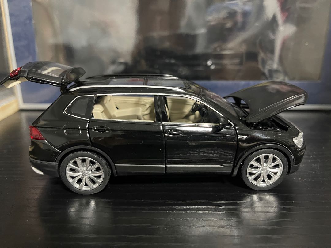 1:32 VW Volkswagen Polo Tiguan Touareg Diecast , Hobbies & Toys, Toys ...