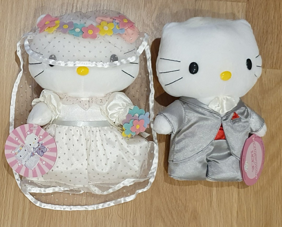 Adorable Hello Kitty Romantic Wedding collection, Hobbies & Toys ...