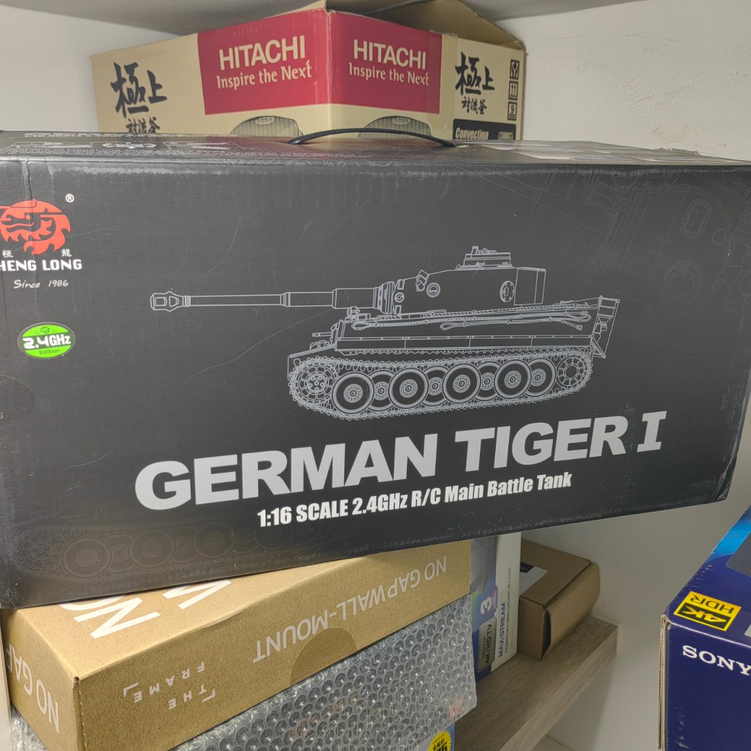 BN Heng Long German Tiger 1, 1:16 Scale 2.4GHz R/C Main Battle Tank ...