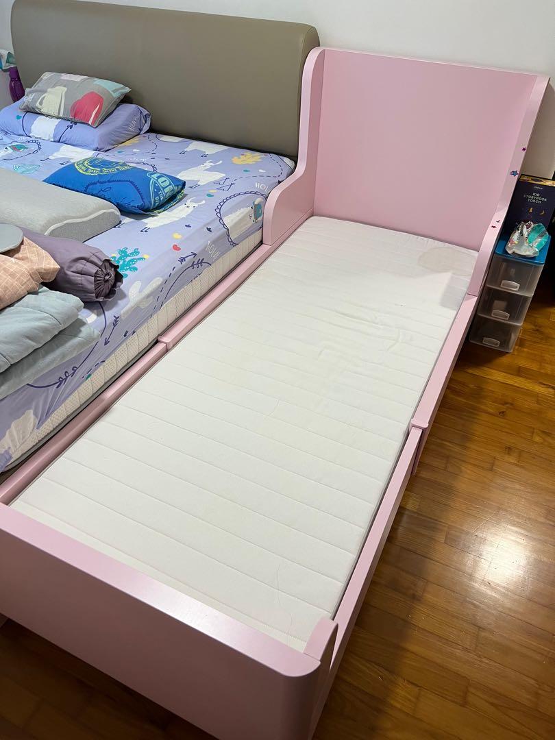 Busunge Kids Expandable Bed with mattress , Babies & Kids, Baby Nursery ...