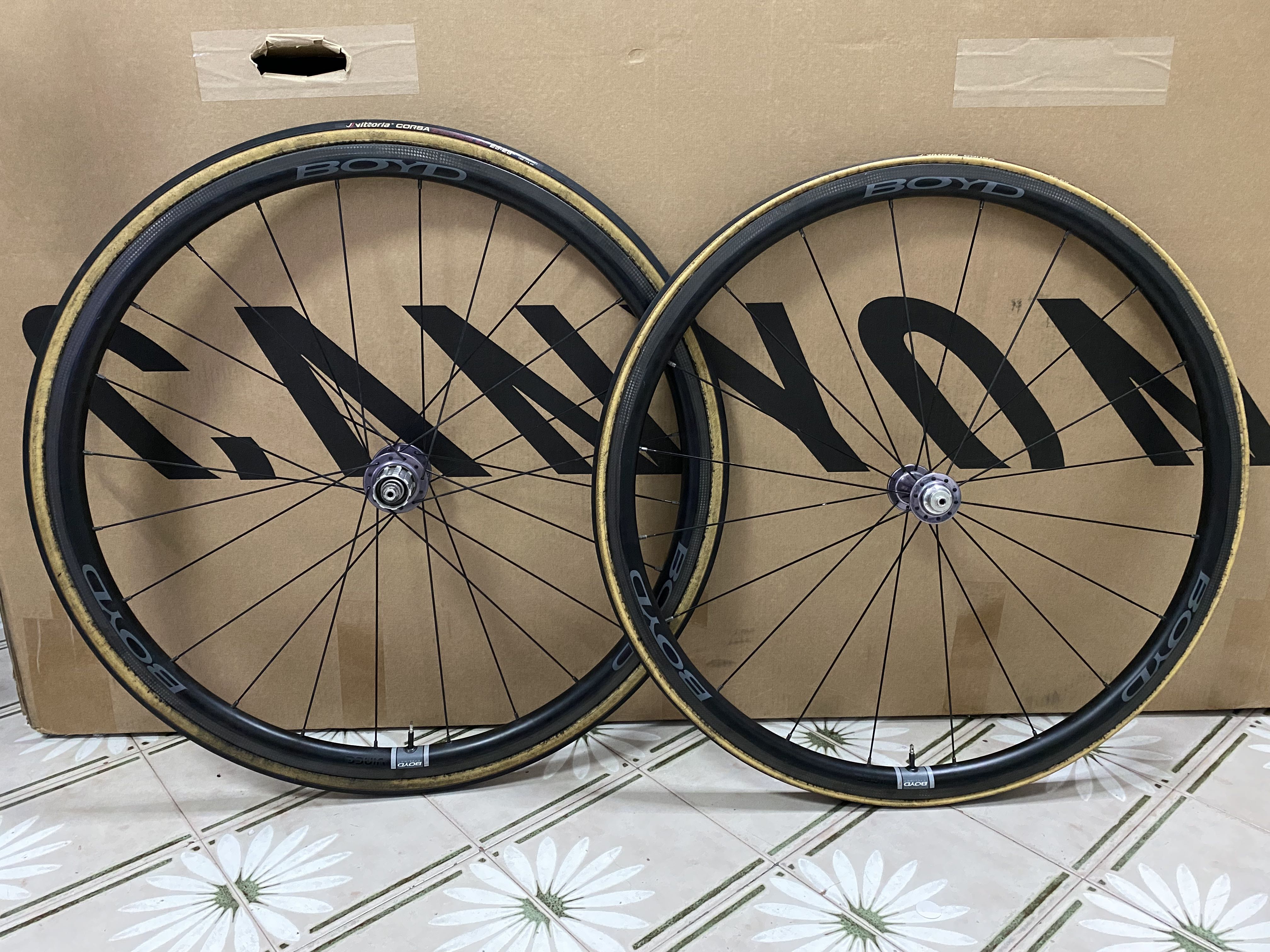 Chris King R45 Pewter hubs laced to Boyd Racing full carbon tubular ...