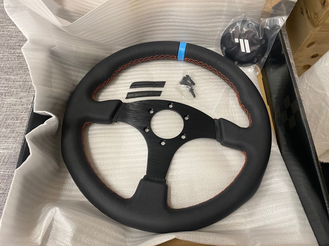 全新Fanatec 13寸 軚盤 ClubSport Wheel Rim R330, 電子遊戲, 遊戲機配件, 遊戲週邊商品 - Carousell
