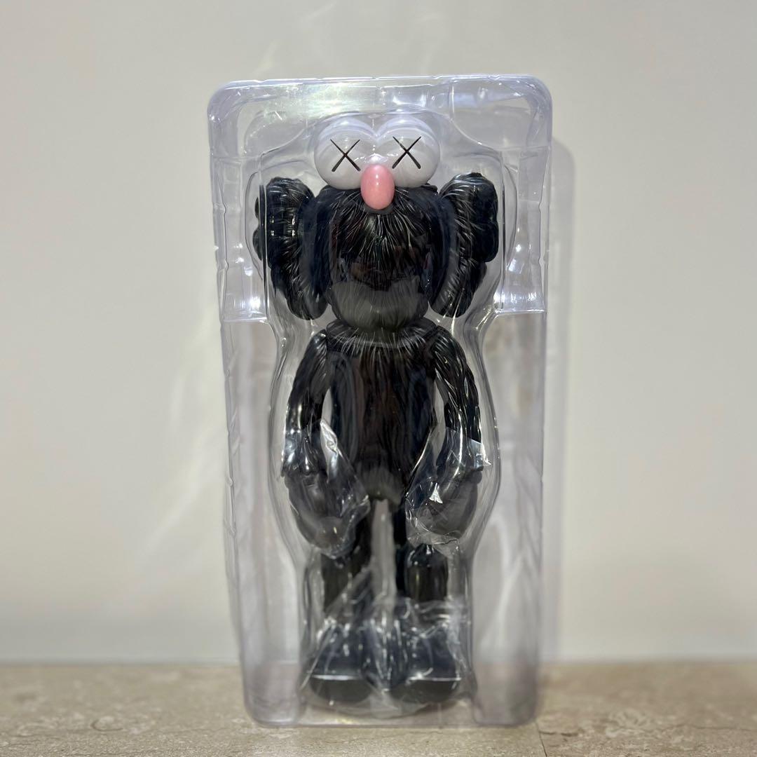 KAWS BFF Black Edition Vinyl Figure, Hobbies & Toys, Toys & Games on ...