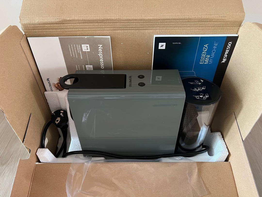 Nespresso Essenza Mini (Euro plug), TV & Home Appliances, Kitchen ...
