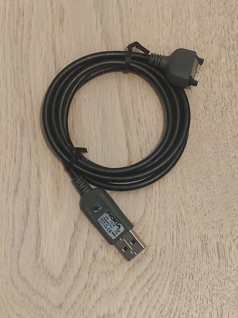 Nokia CA-53 Connectivity Adapter Cable, 手提電話, 電話＆平板電腦配件, 充電器及電線 - Carousell