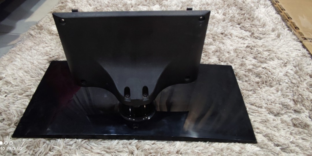 Original LG TV stand for model 42LW4500, TV & Home Appliances, TV ...