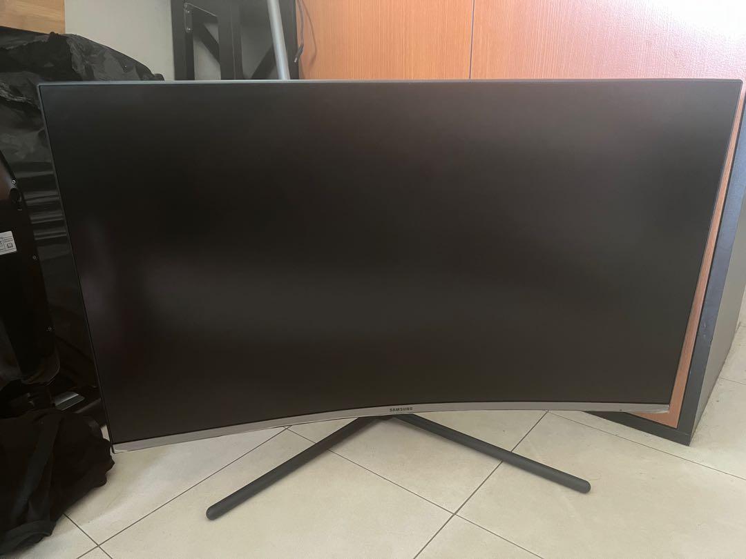 Samsung 31.5 inch UHD Monitor curved, Computers & Tech, Parts ...