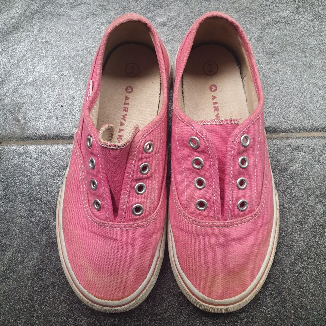 Sepatu Airwalk Authentic Pink, Fesyen Wanita, Sepatu di Carousell