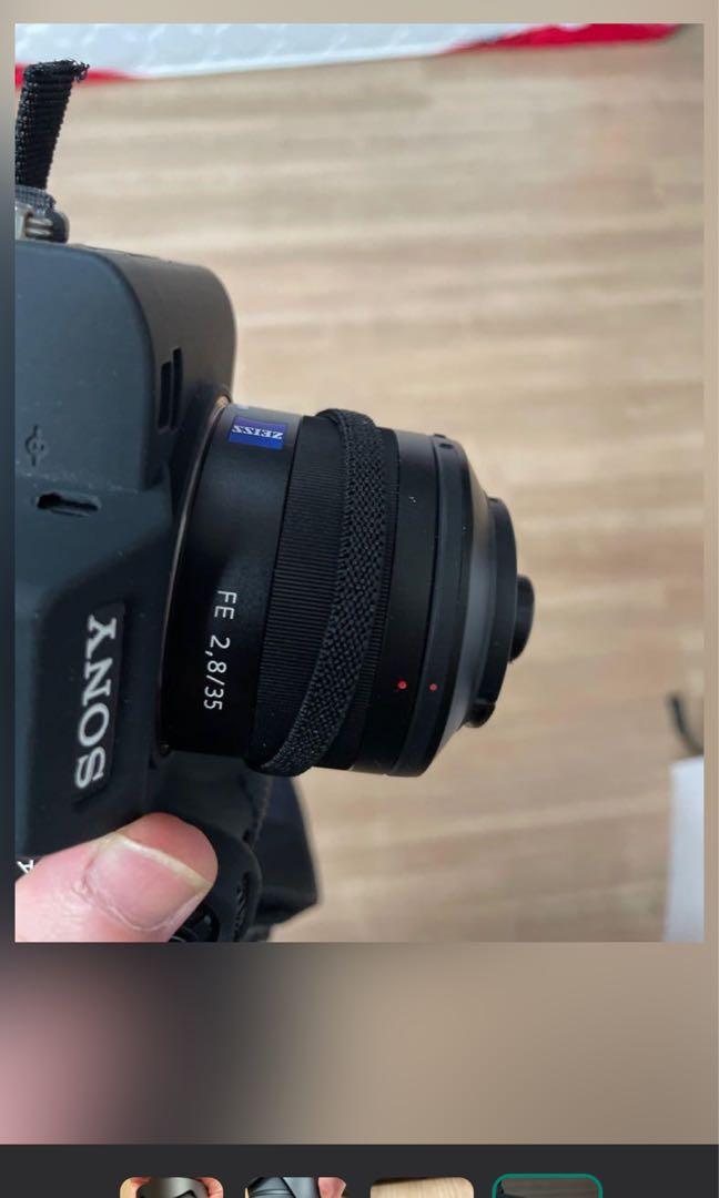 Sony 35mm f2.8 (mint condition), Photography, Lens & Kits on Carousell