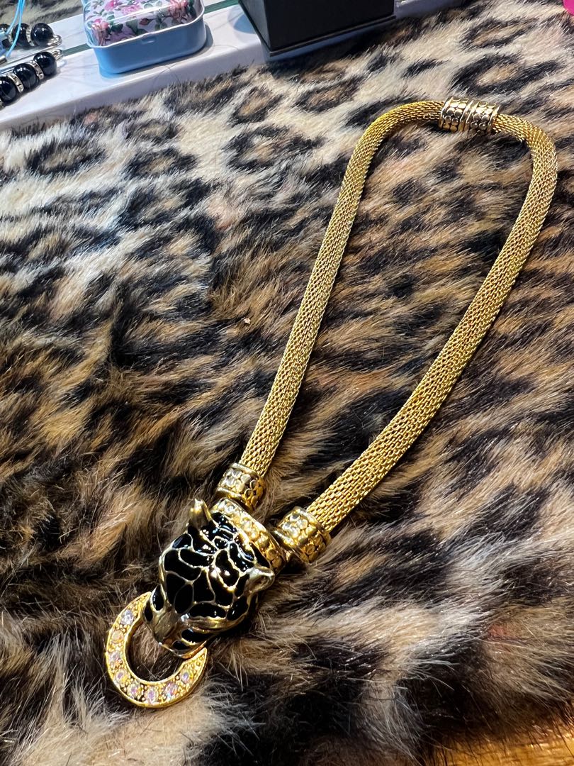 Tiger/puma necklace, Women's Fashion, Jewelry & Organizers, Necklaces ...