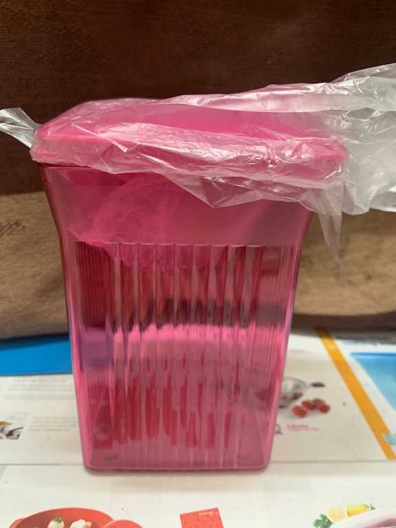 Tupperware Elegant Square 800mL, Furniture & Home Living, Kitchenware ...