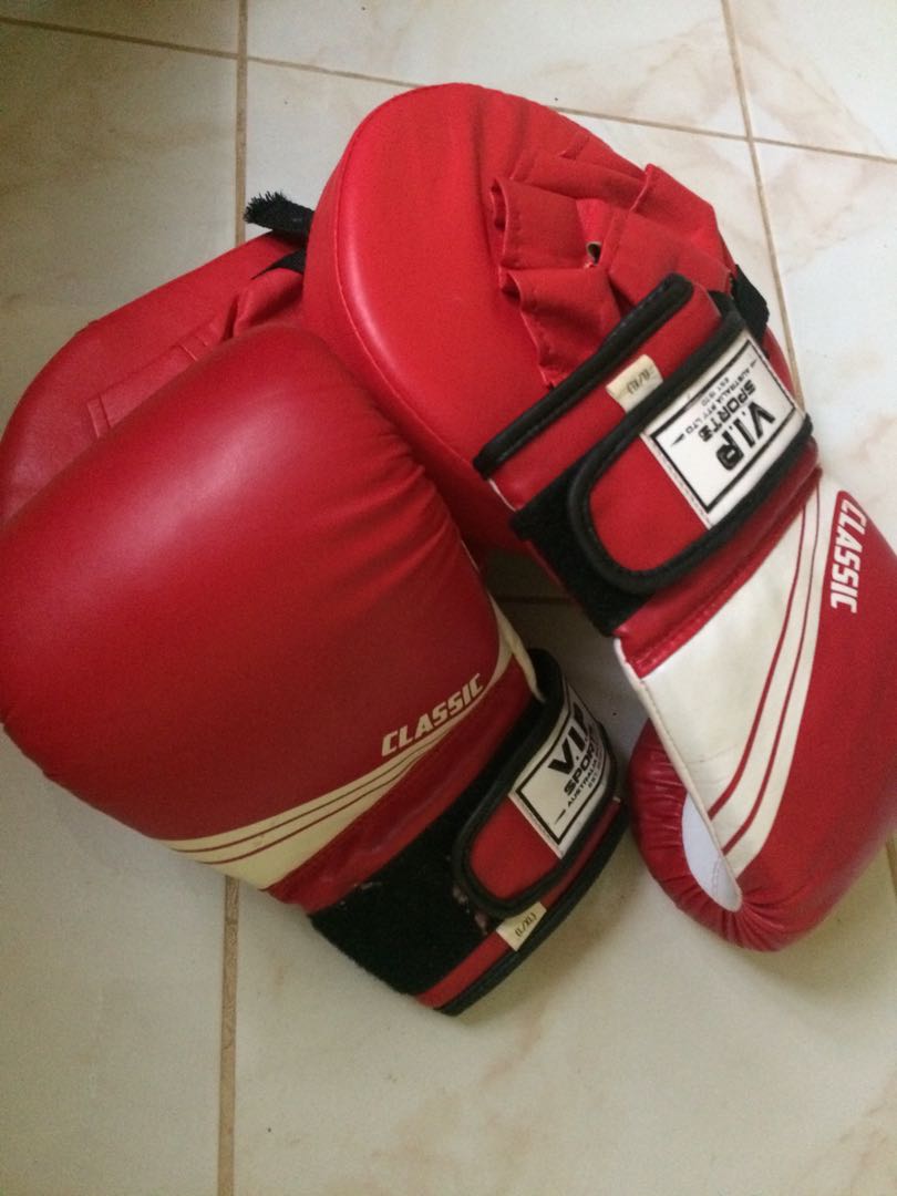 VIP BOXING GLOVE SET, Hobbies & Toys, Toys & Games on Carousell