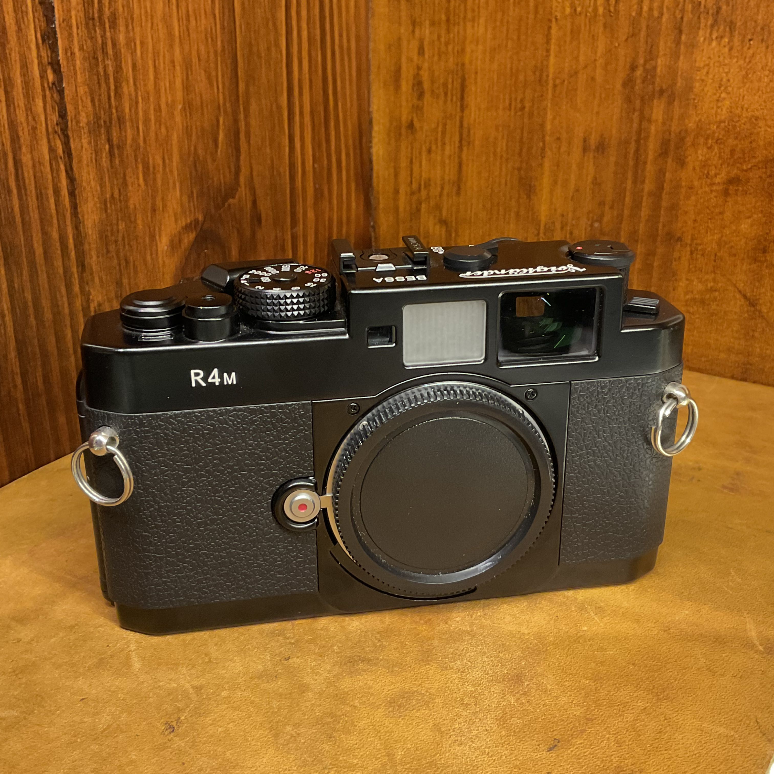 Voigtlander BESSA R4M (002574), Photography, Cameras on Carousell