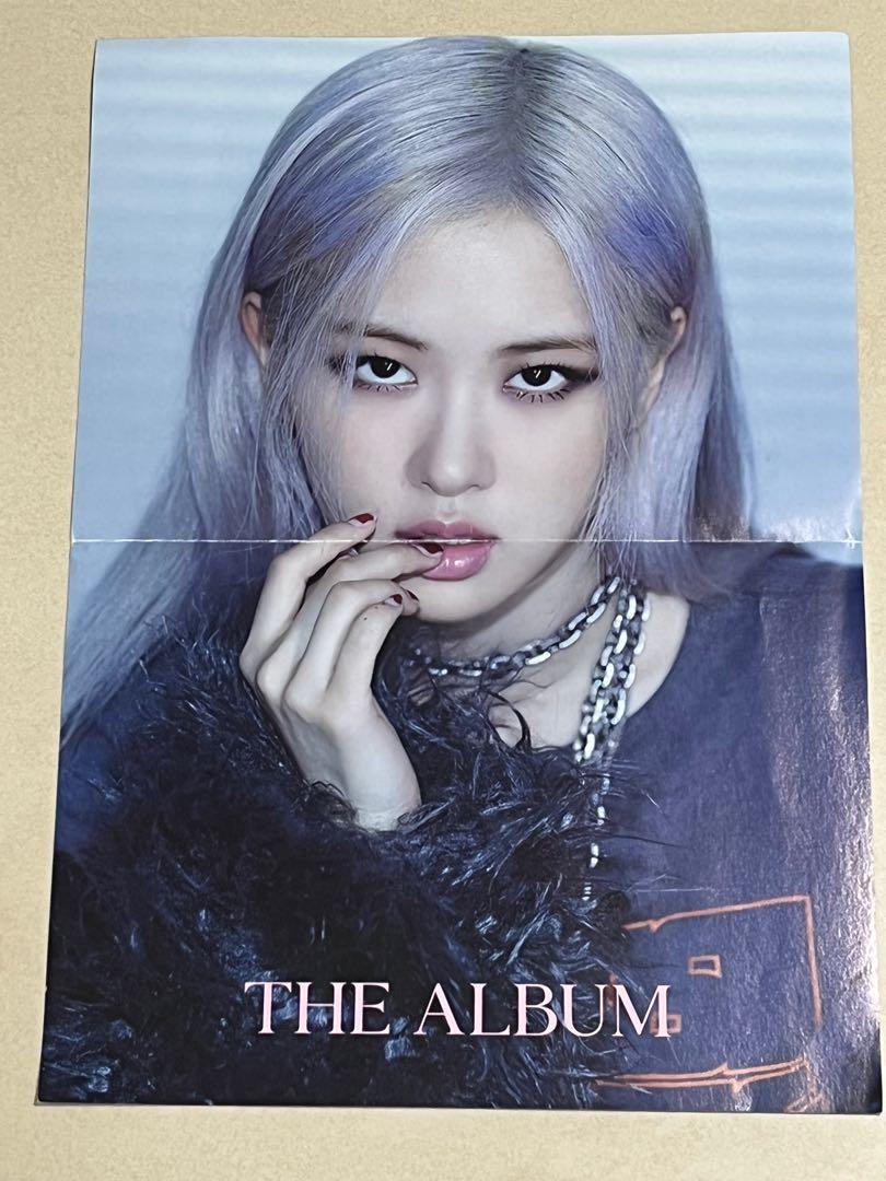 Blackpink The Album Rosé mini poster 海報, 興趣及遊戲, 收藏品及紀念品, 韓流 - Carousell