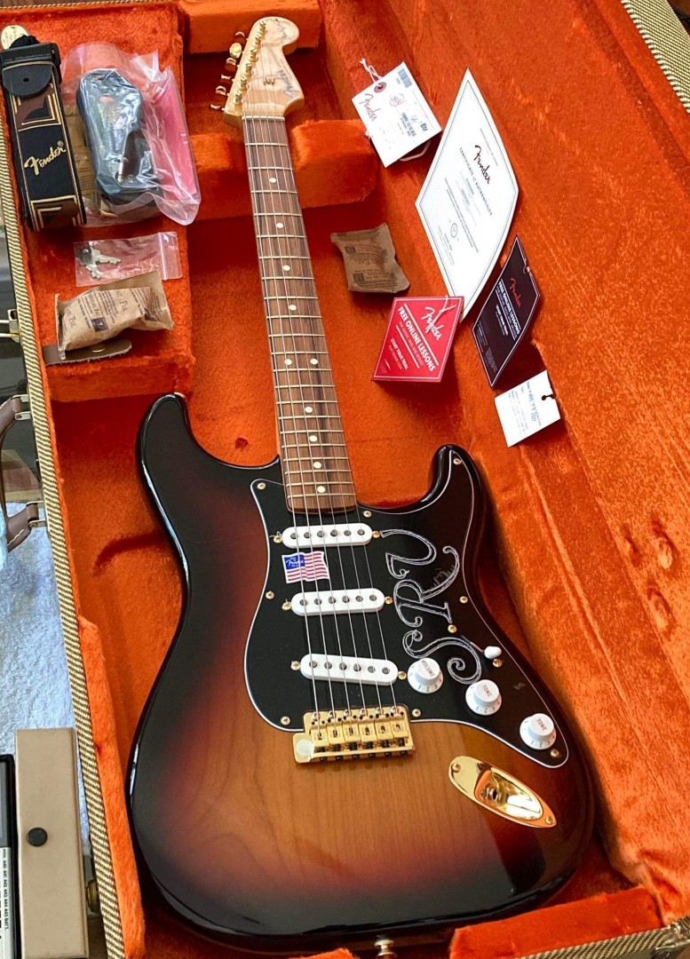 BNEW 2021 Fender SRV signature strat, Hobbies & Toys, Music & Media ...