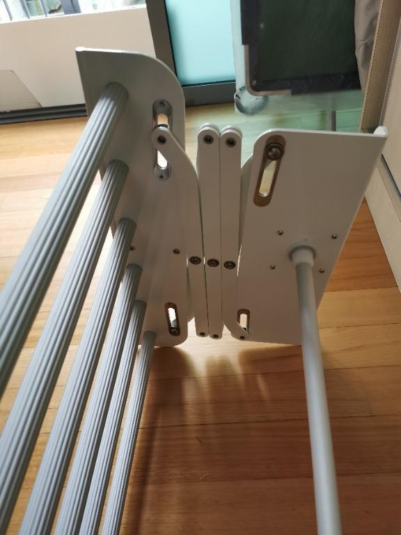 Ceiling-mounted retractable clothes drying rack, Furniture & Home ...