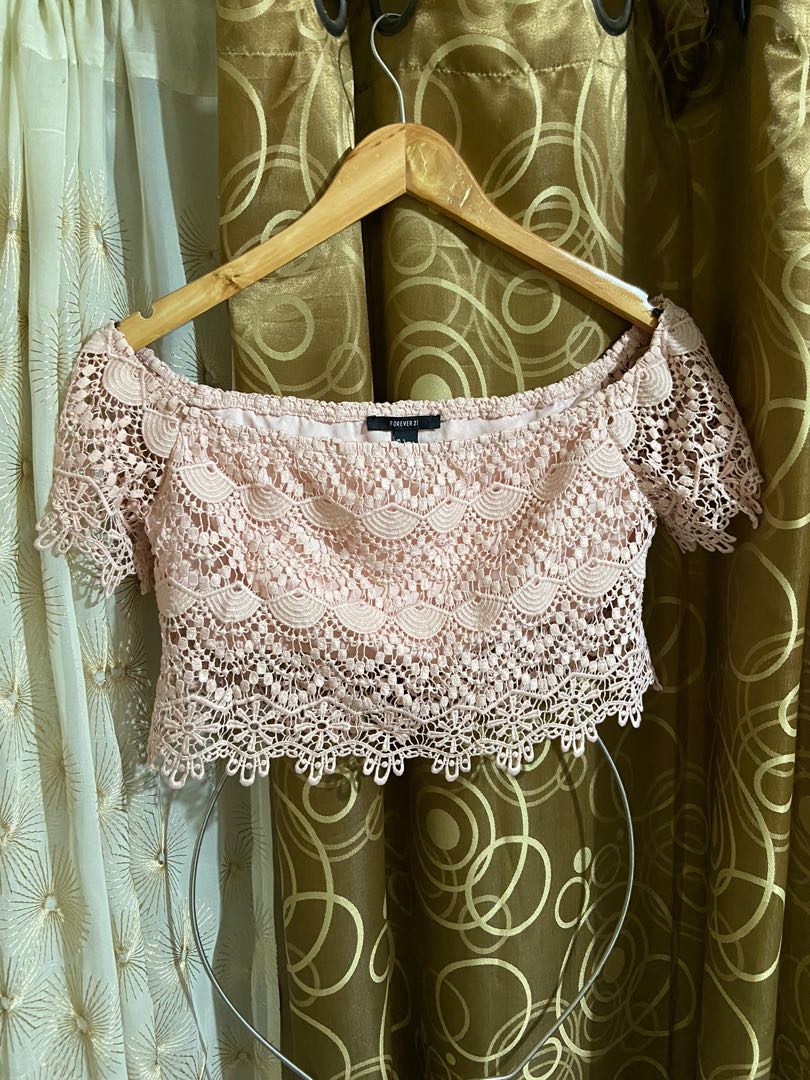 F21 PINK OFF-SHOULDER LACED CROPPED TOP, Women's Fashion, Tops, Blouses ...