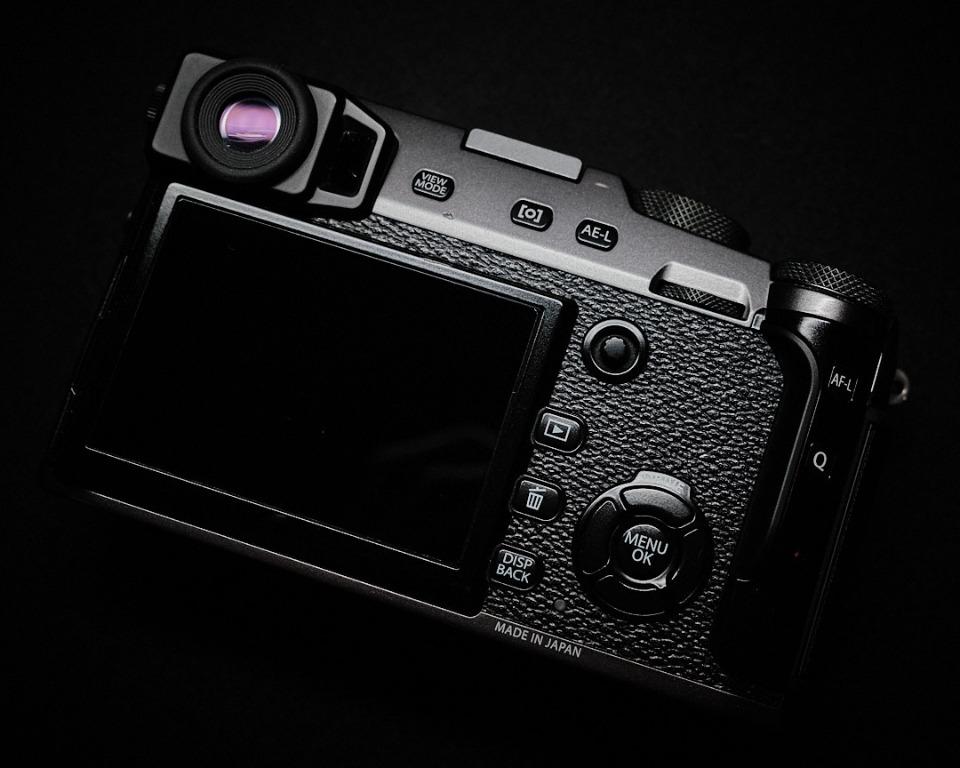 Fujifilm X-pro2 Graphite Silver Edition w/ XF 23mm f2, Photography, Cameras on Carousell