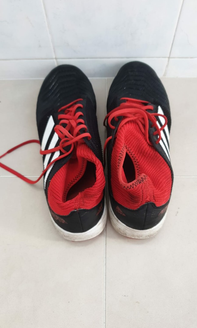Futsal Boots, Men's Fashion, Footwear, Boots on Carousell