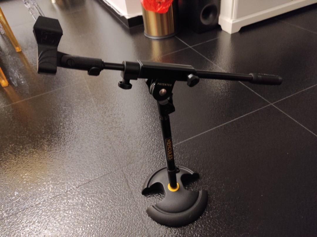 (Need to clear) Hercules MS120B Microphone Boom Stand, condenser ...