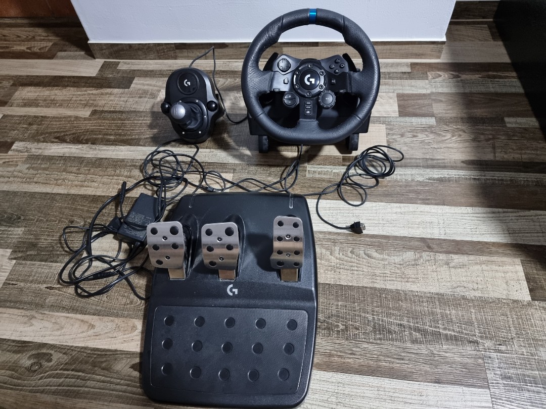 Logitech G923 Steering Wheel and Shifter, Video Gaming, Gaming ...