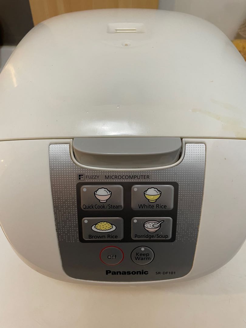 Panasonic rice cooker (casing damaged), TV & Home Appliances, Kitchen ...