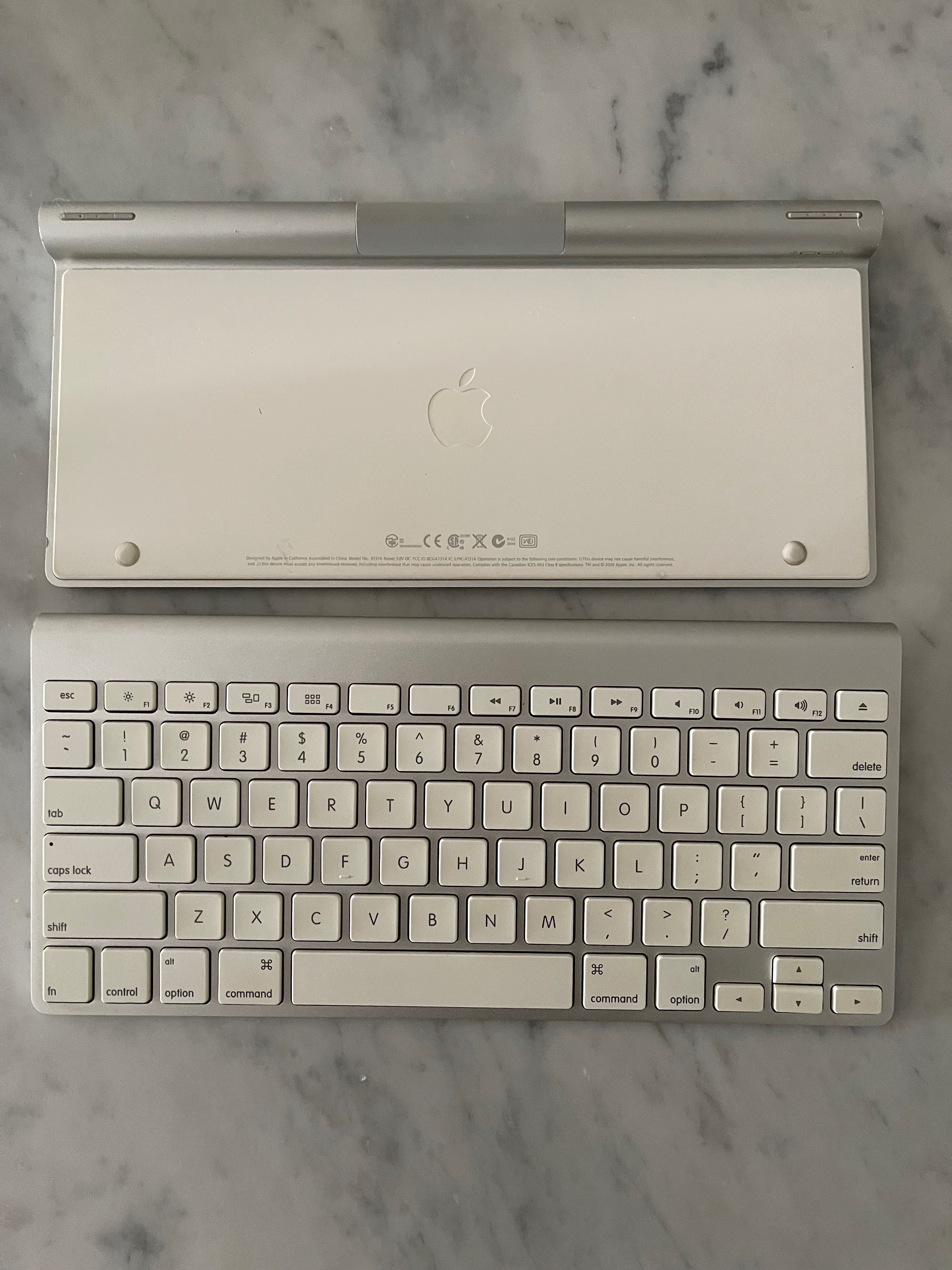 Apple Original Keyboard + Mouse set, Computers & Tech, Parts ...