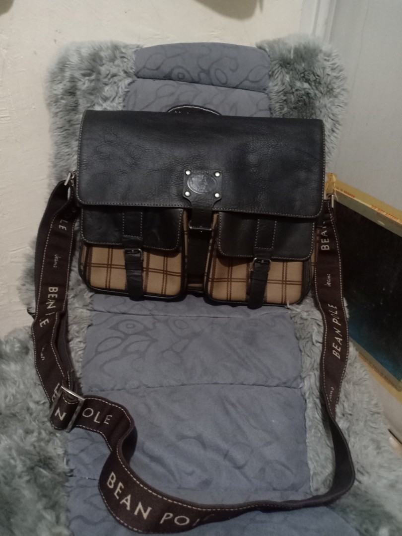 beanpole..messenger/document/laptop bag, Women's Fashion, Bags ...