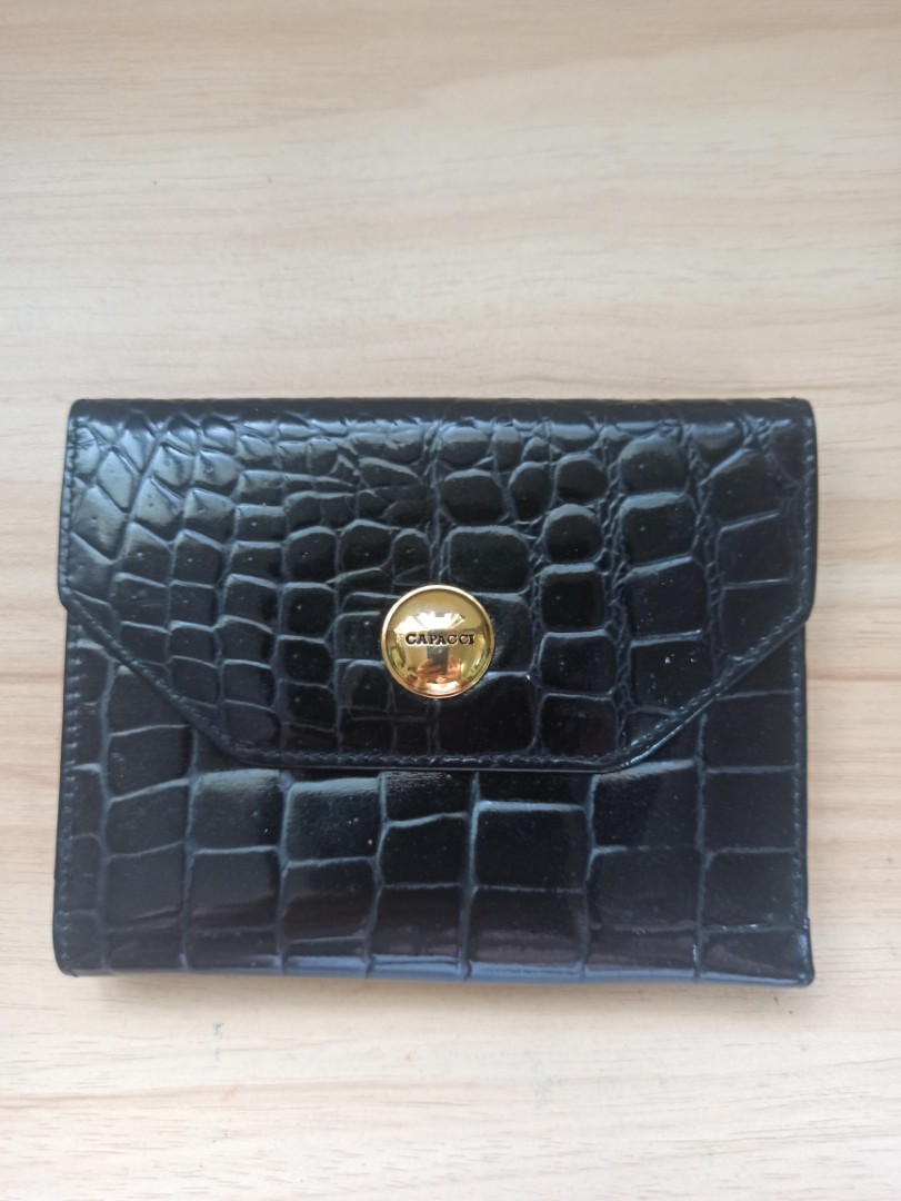 Capacci Black Bi-fold medium wallet, Women's Fashion, Bags & Wallets ...