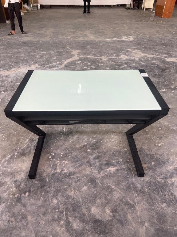 Glass Top Z Design Computer Table / Meja Komputer Reka Bentuk Z Kaca ...