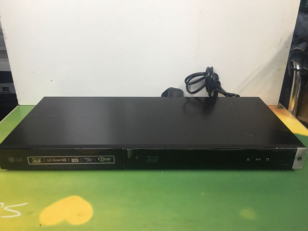 LG BP420 3D Blu-ray DVD Player 藍光影碟播放機, 家庭電器, 電視 & 其他娛樂, 藍光及播放器 - Carousell