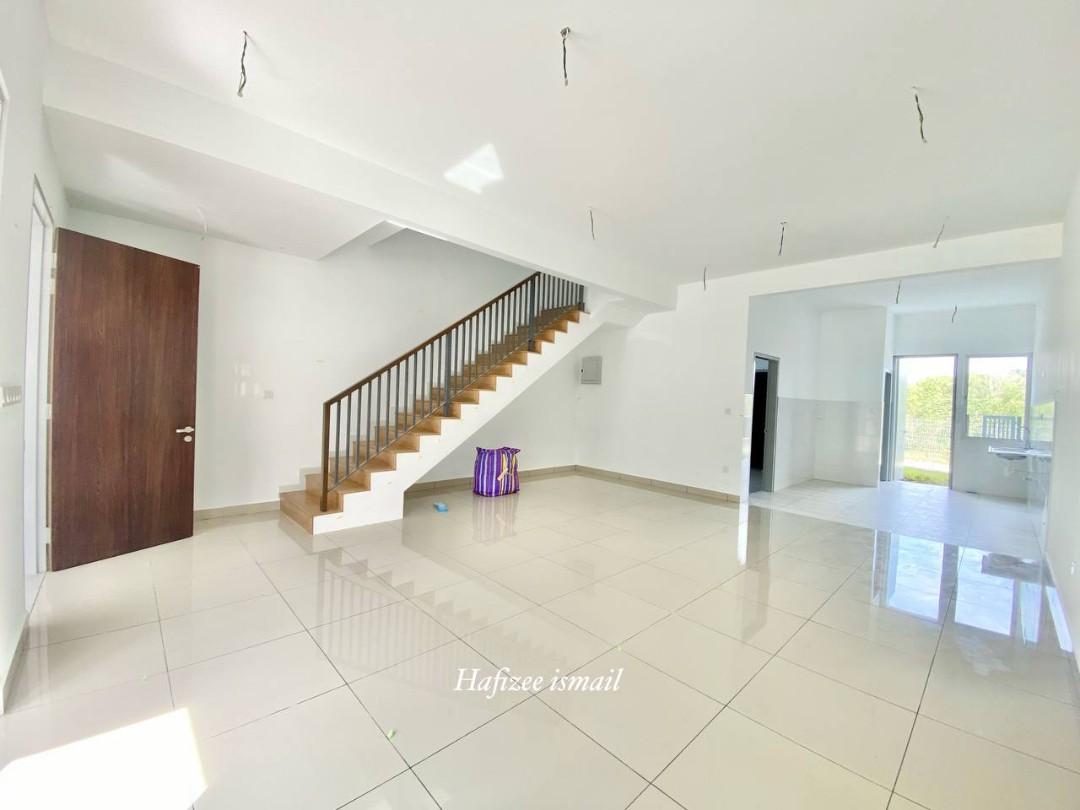 New Nice House | Double Storey Terrace Laman Anggerik Nilai Impian ...
