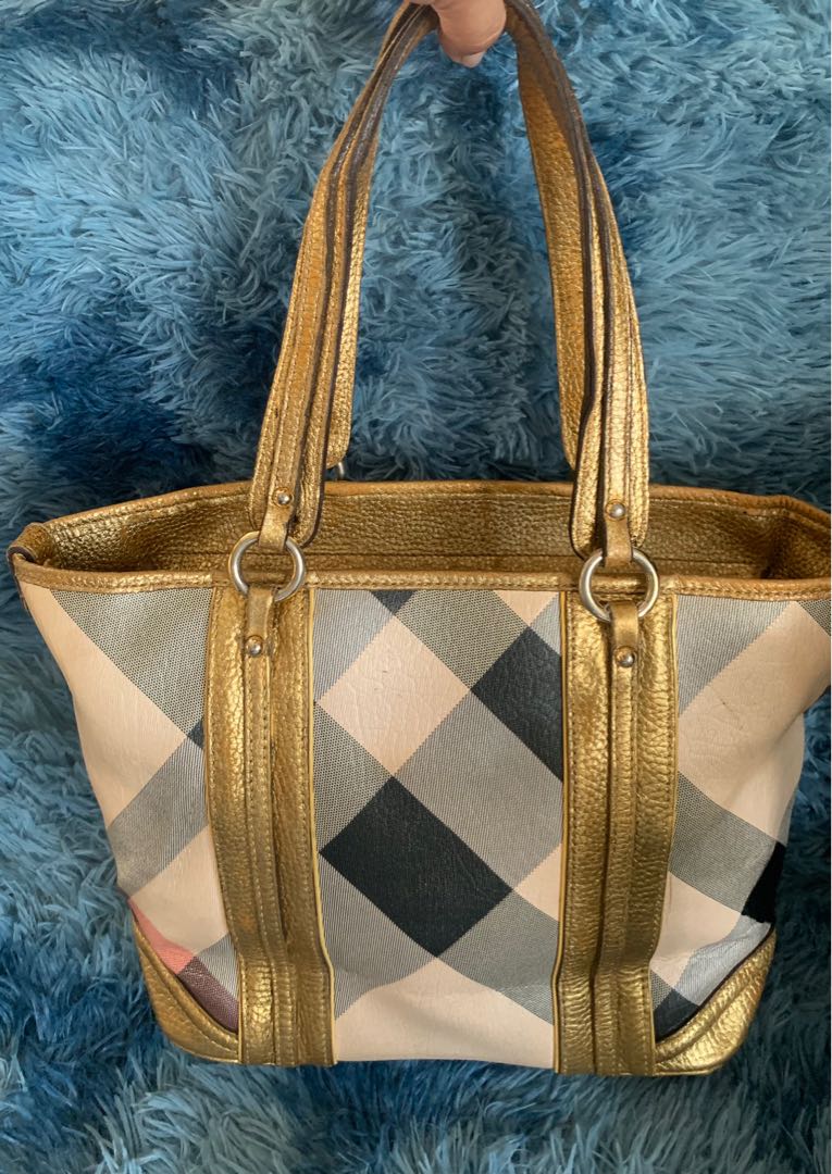 Original Daks Tote bag, Women's Fashion, Bags & Wallets, Tote Bags on Carousell