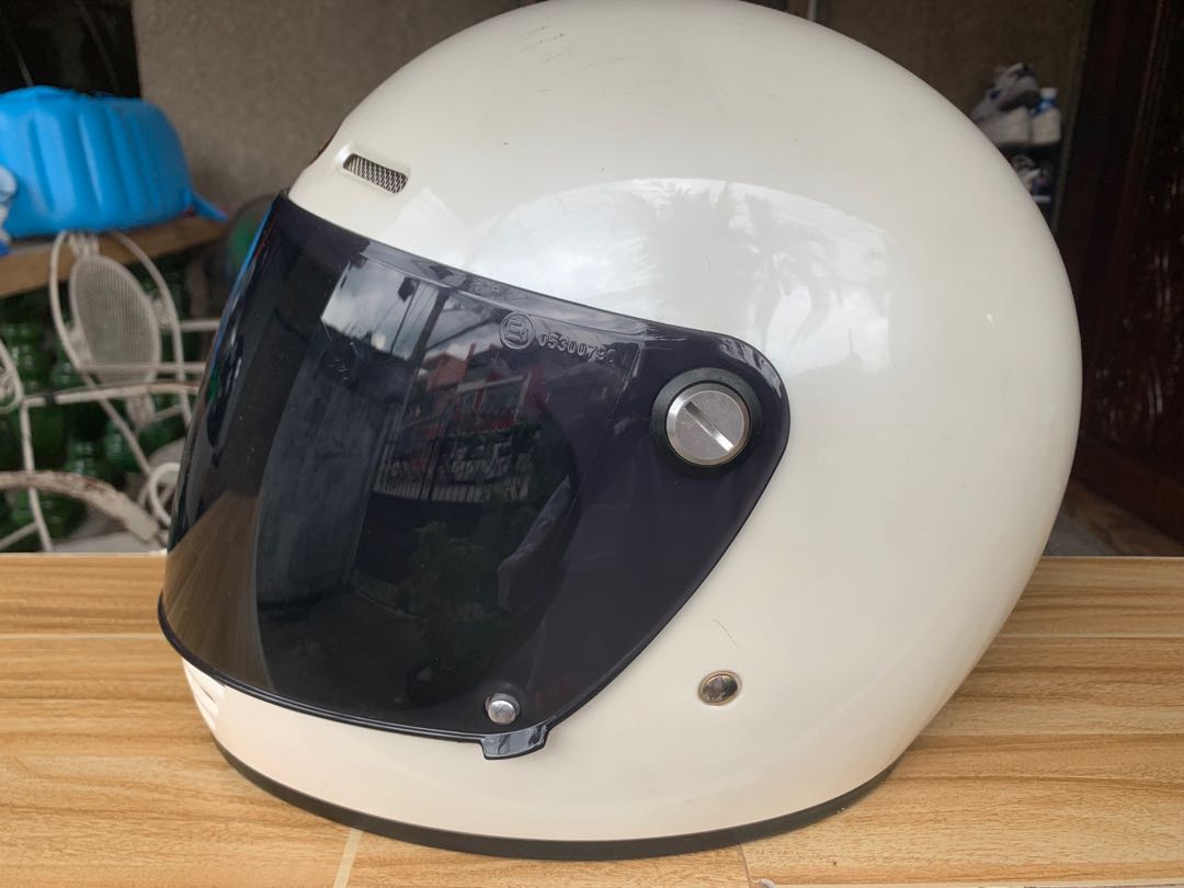 Rook Helmet V152 Shiny Pearl White Car Parts And Accessories Body Parts And Accessories On Carousell