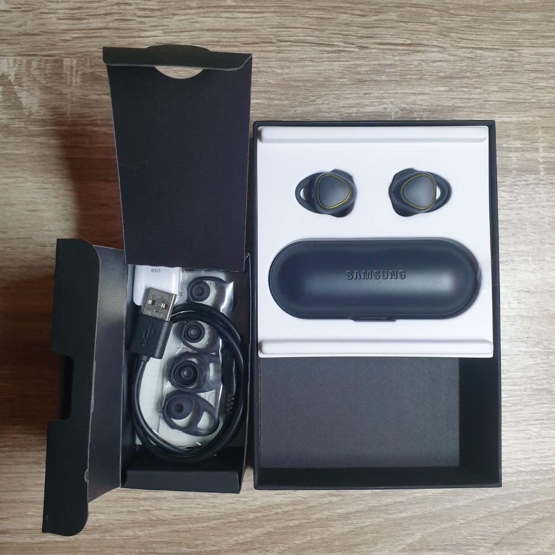 Samsung IconX Gear Icon X not Buds, Elektronik, Lainnya di Carousell