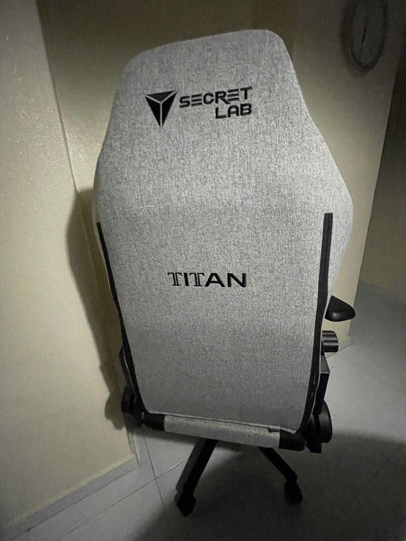 Secret Lab Titan 2020 in Cookie and Cream, Furniture & Home Living ...