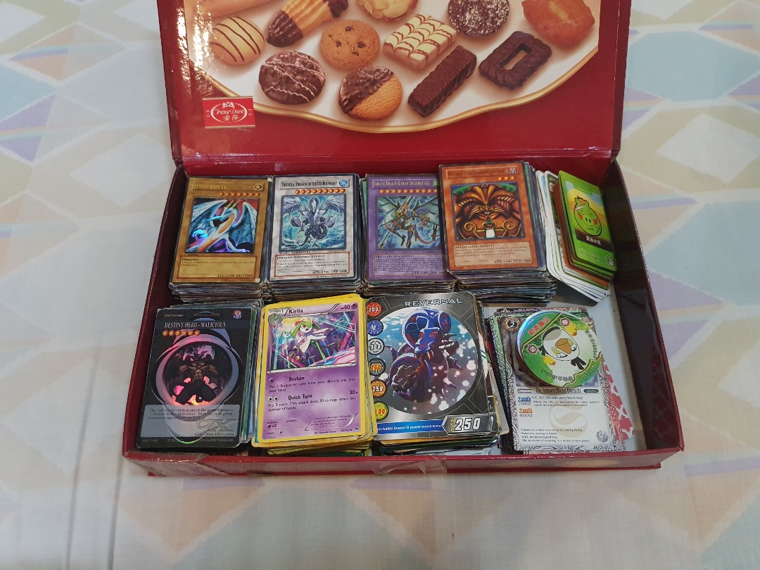 TAKE ALL 600+ POKEMON CARDS, YU GI OH CARDS, BAKUGAN CARDS, ANGRY BIRDS ...