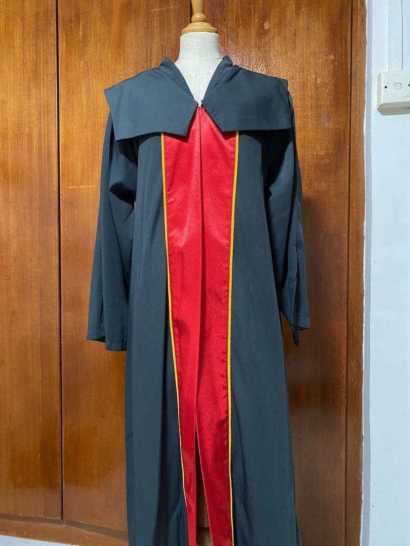 Temasek poly graduation gown , Women's Fashion, Coats, Jackets and ...