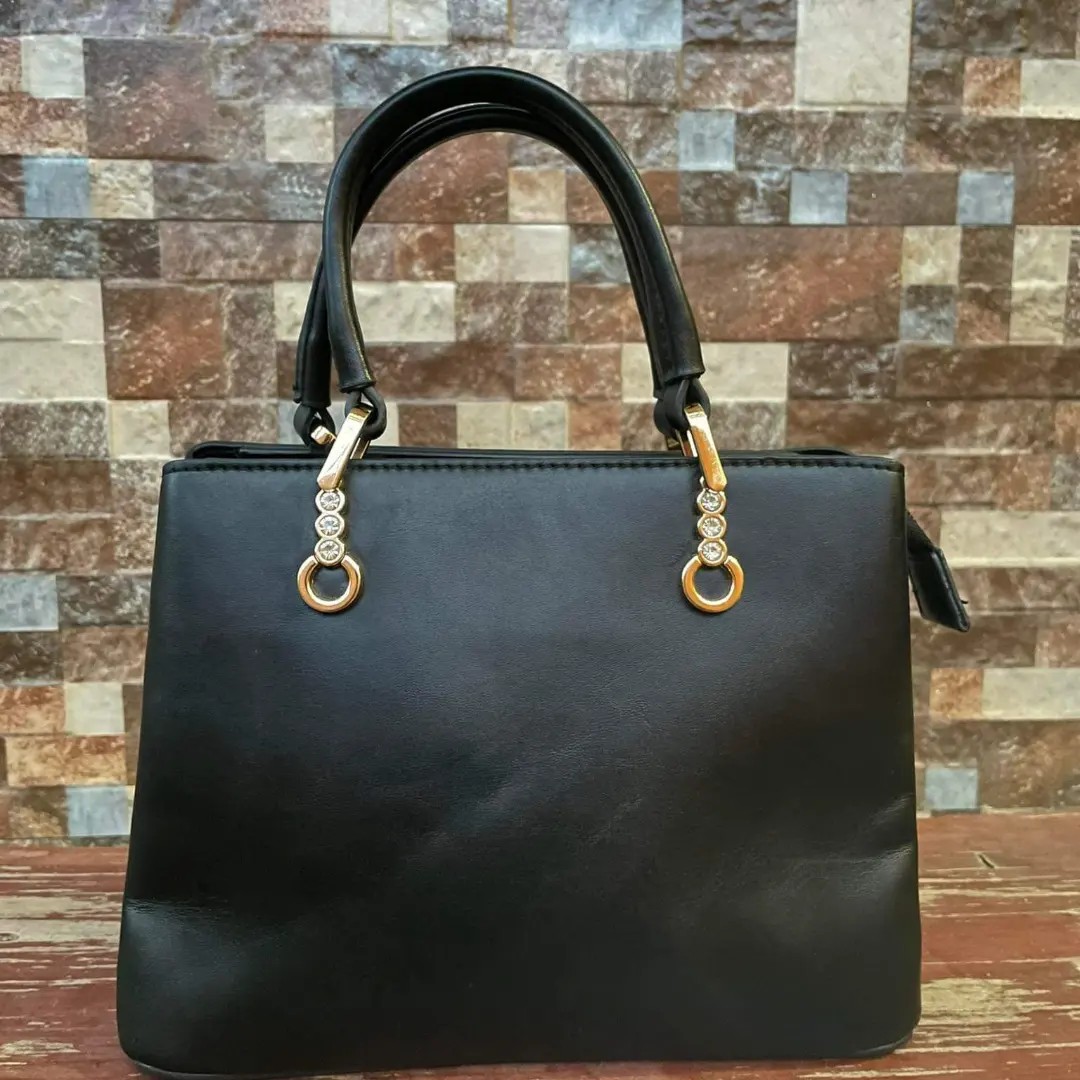 DUSTO Two way bag, Luxury, Bags & Wallets on Carousell