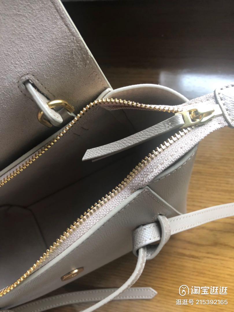 Very nice shoulder bag, Women's Fashion, Bags & Wallets, Shoulder Bags ...