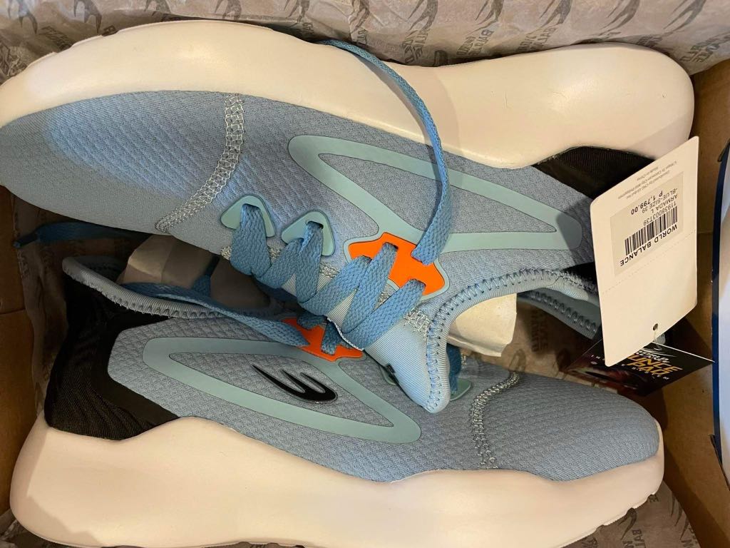 World Balance - Workout shoes, Luxury, Sneakers & Footwear on Carousell