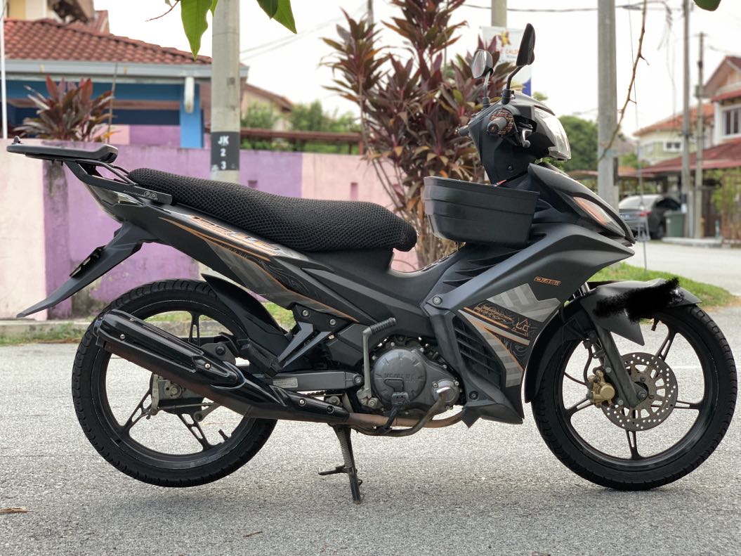 Yamaha LC 135 LC135 2014, Motorbikes on Carousell