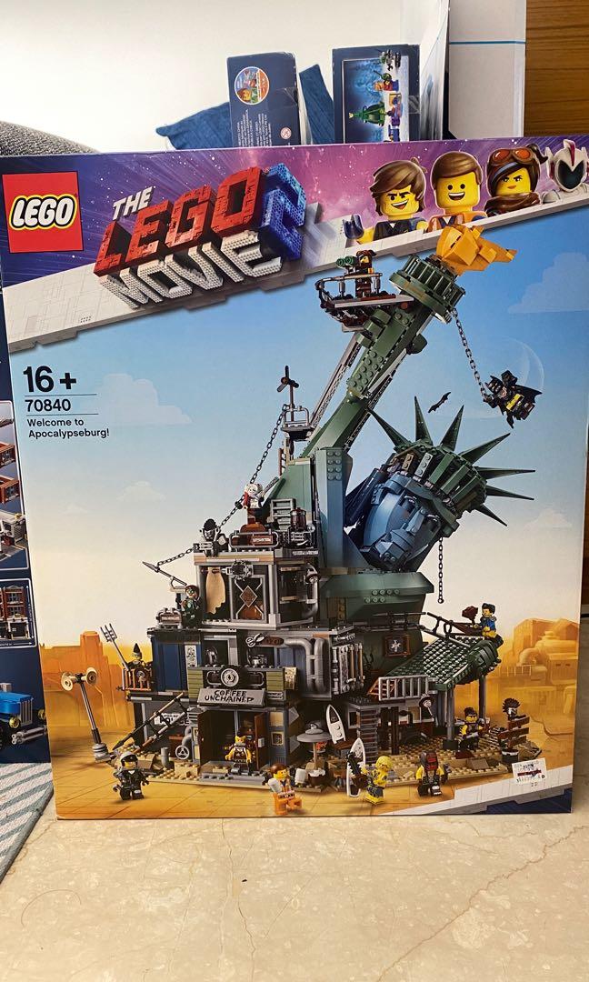 全新 Lego 70840 樂高玩電影 天啟堡, 書籍、休閒與玩具, 玩具、公仔、桌遊在旋轉拍賣