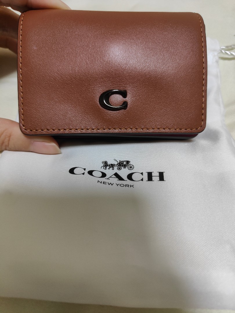 Coach card holder with sling, Women's Fashion, Bags & Wallets, Wallets ...