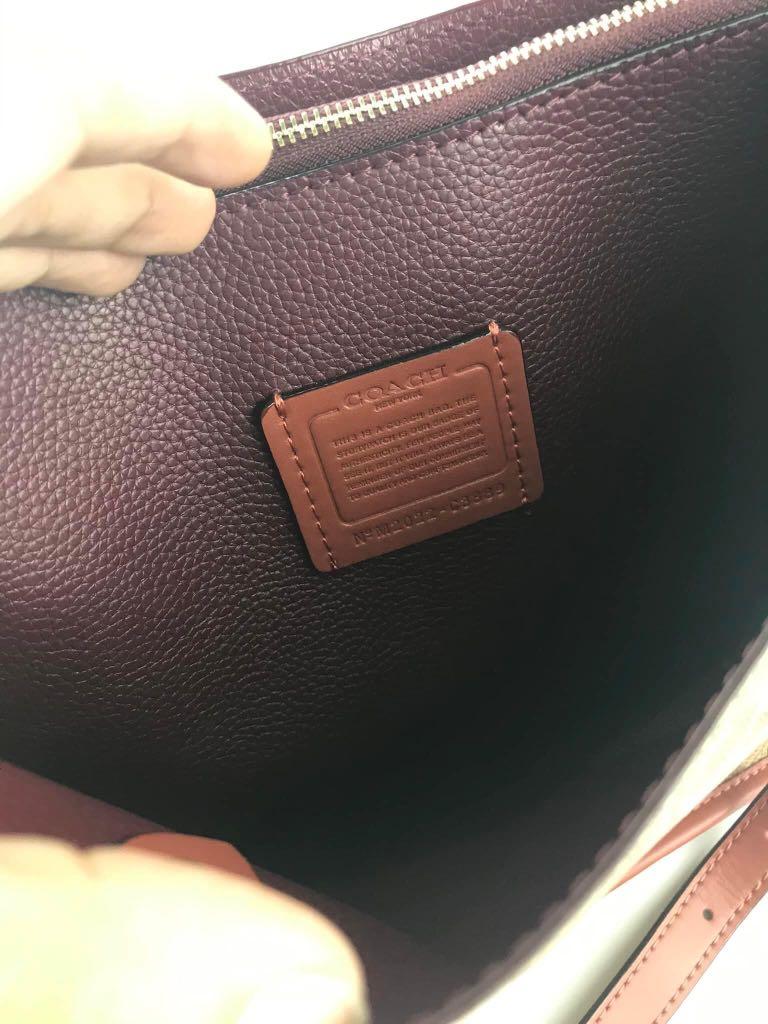 Coach Tyler Carryall in Signature Canvas, Women's Fashion, Bags ...