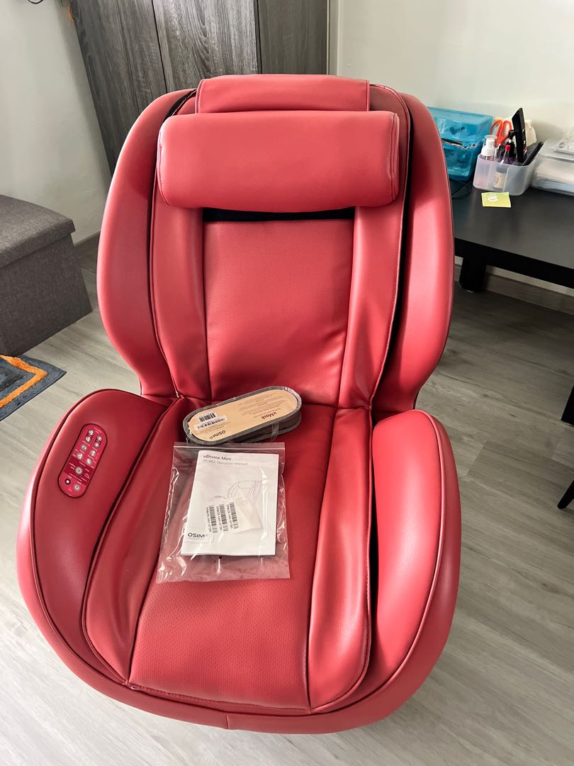 OSIM uDivine Mini Massage Chair, Health & Nutrition, Massage Devices on ...